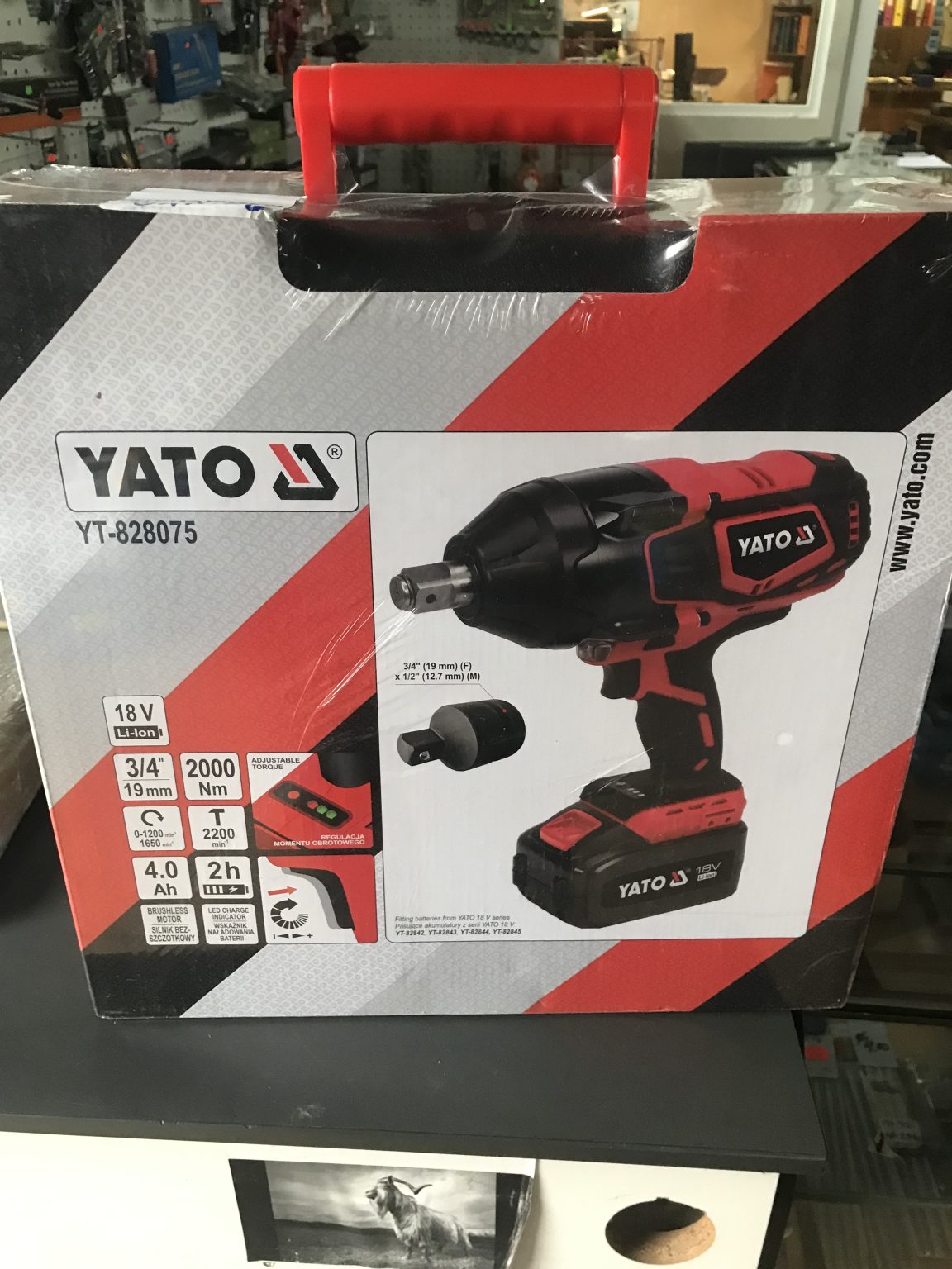 Akumulatora uzgriežņu atslēga 18V, 3/4″ 1×4.0Ah, 2000Nm YT-828075 YATO ...